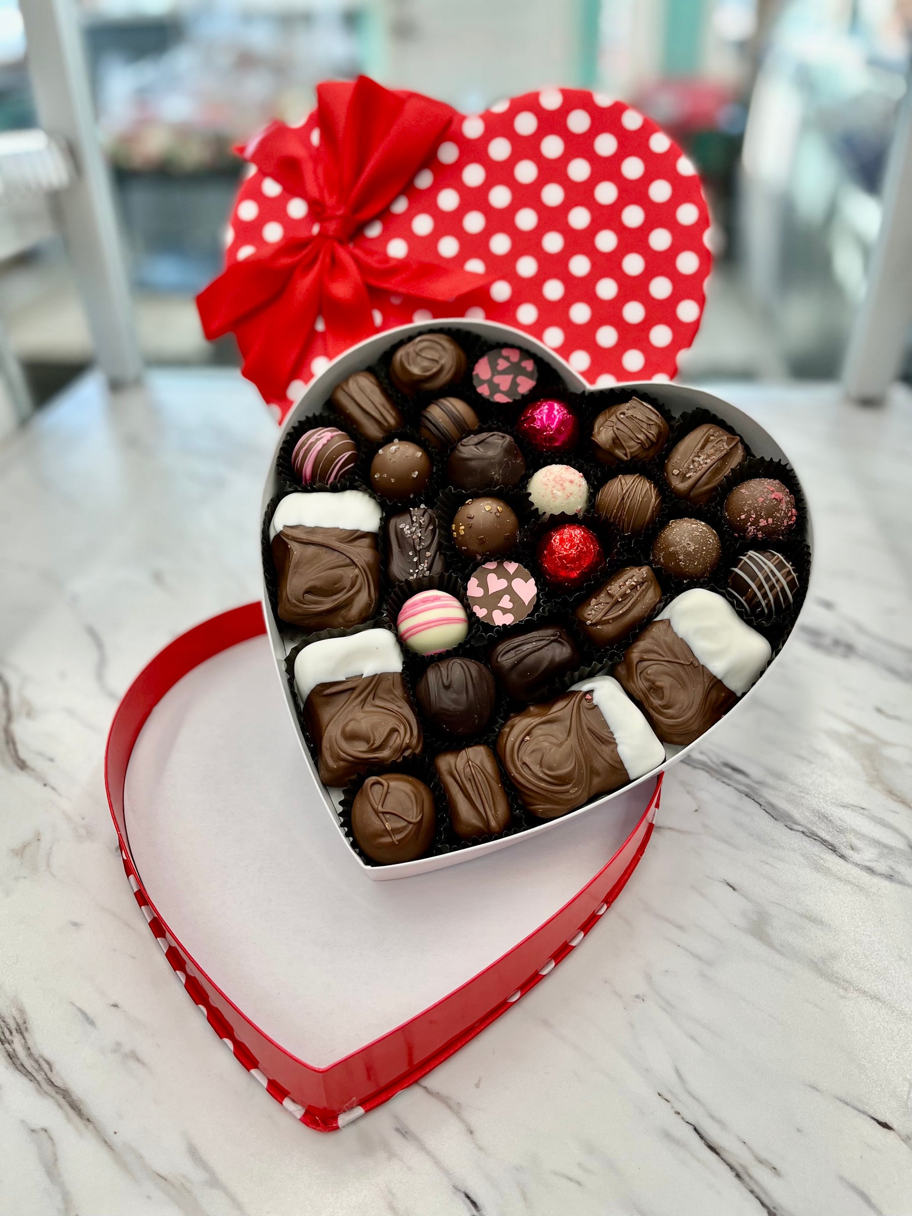 Valentine's Day Polka Dot Heart Assorted Gift Chocolate Box – Lillie ...